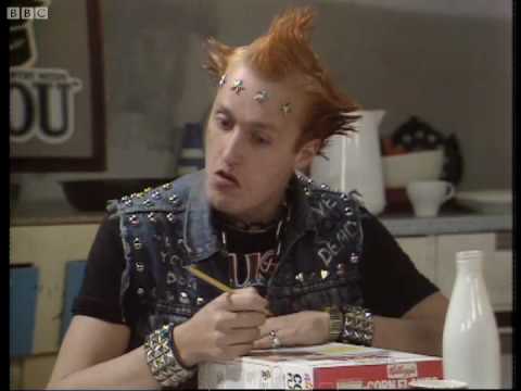 Adrian Edmondson, Vyvyan from 'The Young Ones,' IS in The Last Jedi ...