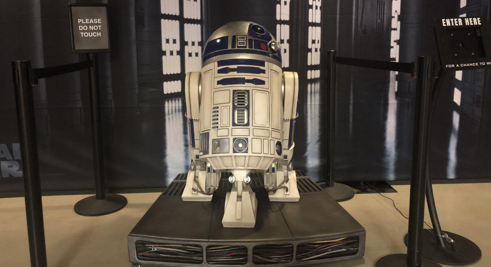 Sideshow Exhibition at TCL Chinese Theatre IMAX - Fantha Tracks | Daily ...