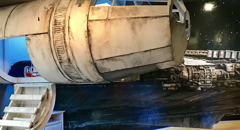 Amazing Millennium Falcon bedroom - Fantha Tracks | Daily Star Wars News