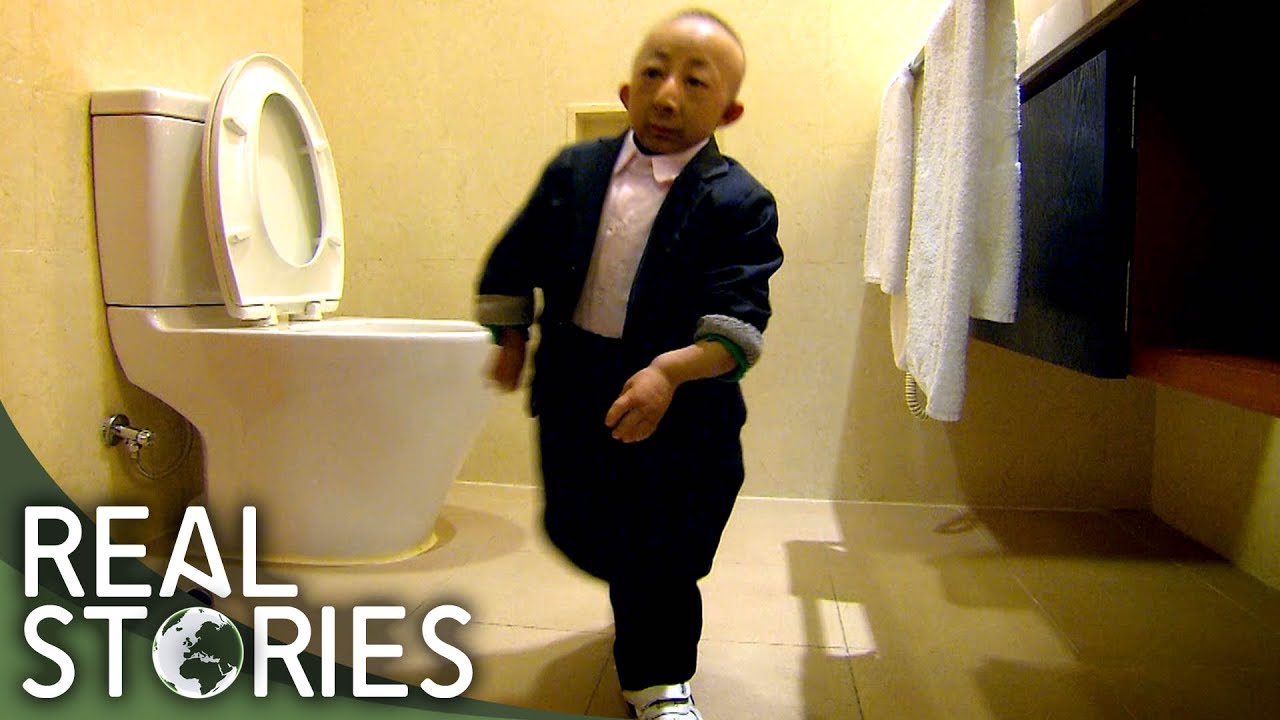 Real Stories: World's Smallest People featuring Michael Henbury ...