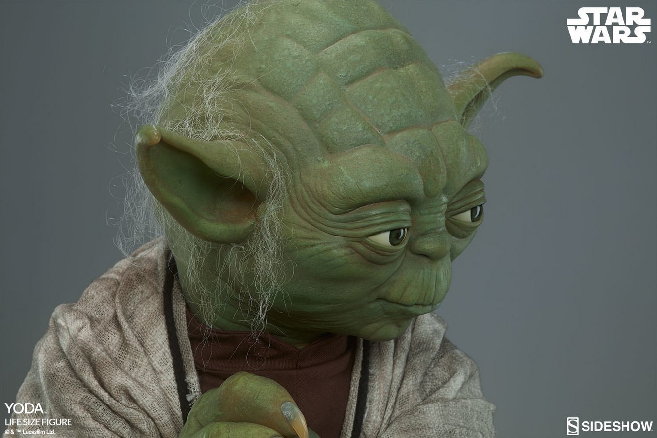 Sideshow Collectibles Yoda Life-Size Figure - Fantha Tracks | Daily ...