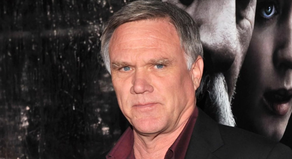 Joe Johnston talks Boba Fett: "I never would have shown his face ...