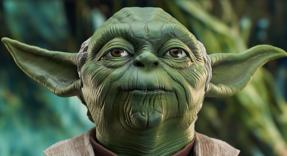 New In Store: Star Wars: Return of the Jedi Yoda Legends in 3D 1/2 ...