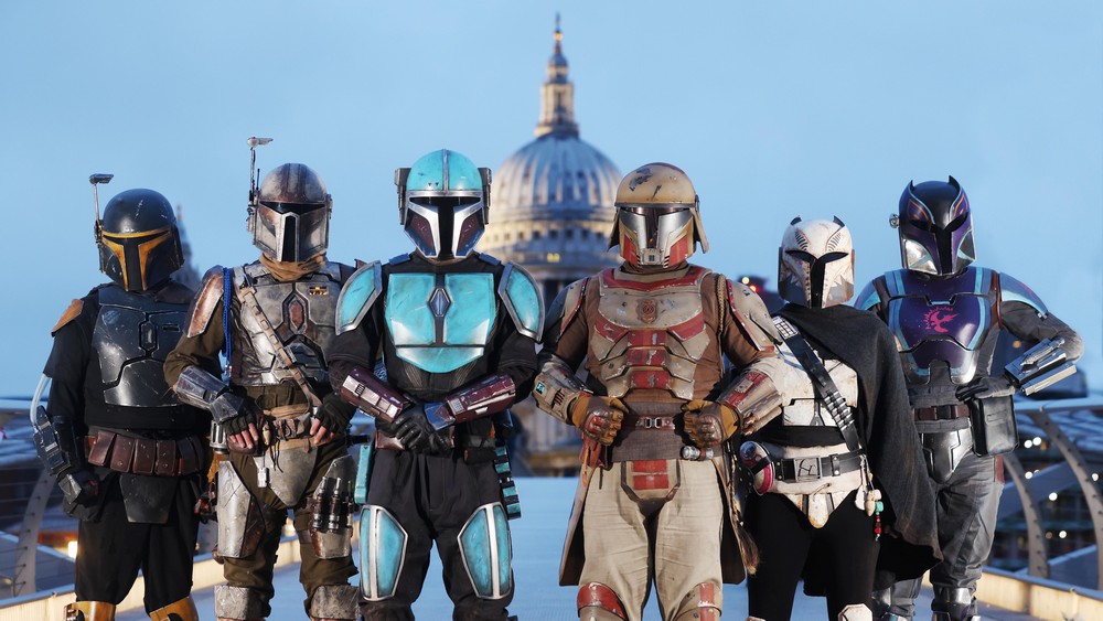 The Mandalorian: Mando Mercs hit the streets of London - Fantha Tracks ...