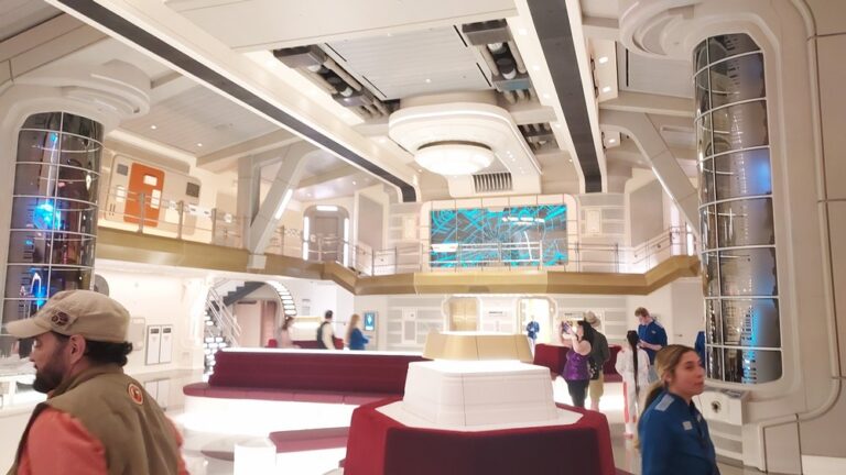 Celebrating Galactic Starcruiser - Fantha Tracks | Daily Star Wars News