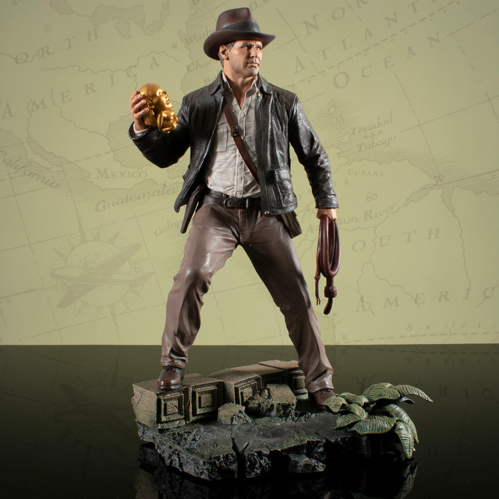 Gentle Giant: Indiana Jones Treasure Premier Collection Statue - Fantha ...